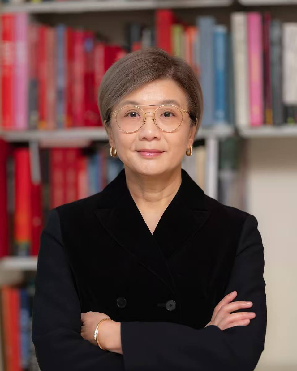 Evelyn Lin, Chairman, Modern and Contemporary Art, Asia | Contemporary ...
