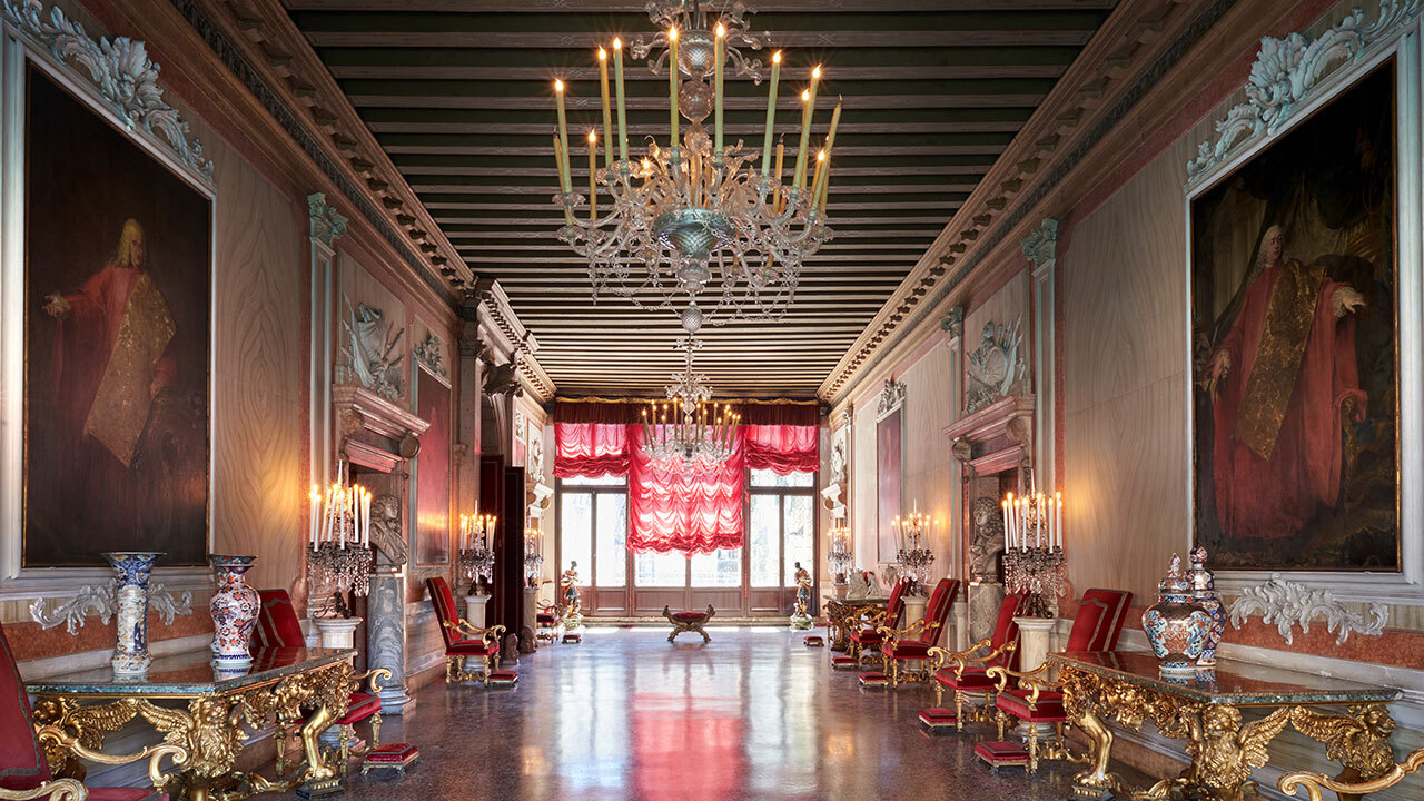 An Intimate Look at One of the Most Celebrated Venetian Palazzos: The Collection of the Count ...