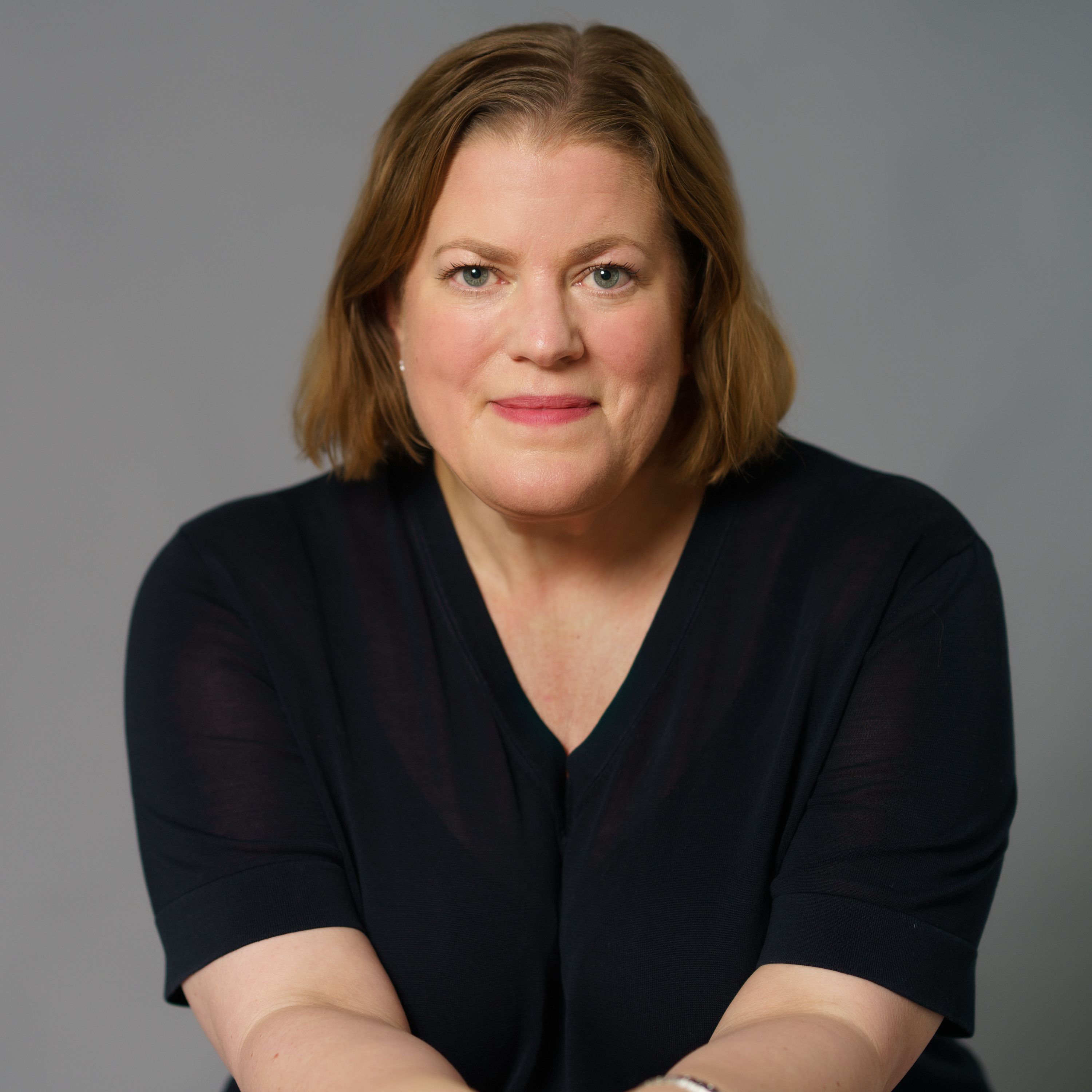 Emily Barber, Senior Director, Senior Specialist | Head of Fine Jewelry ...