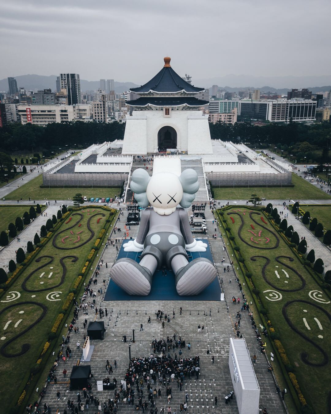 KAWS in the House: Connecting City, Art and People to the Living ...