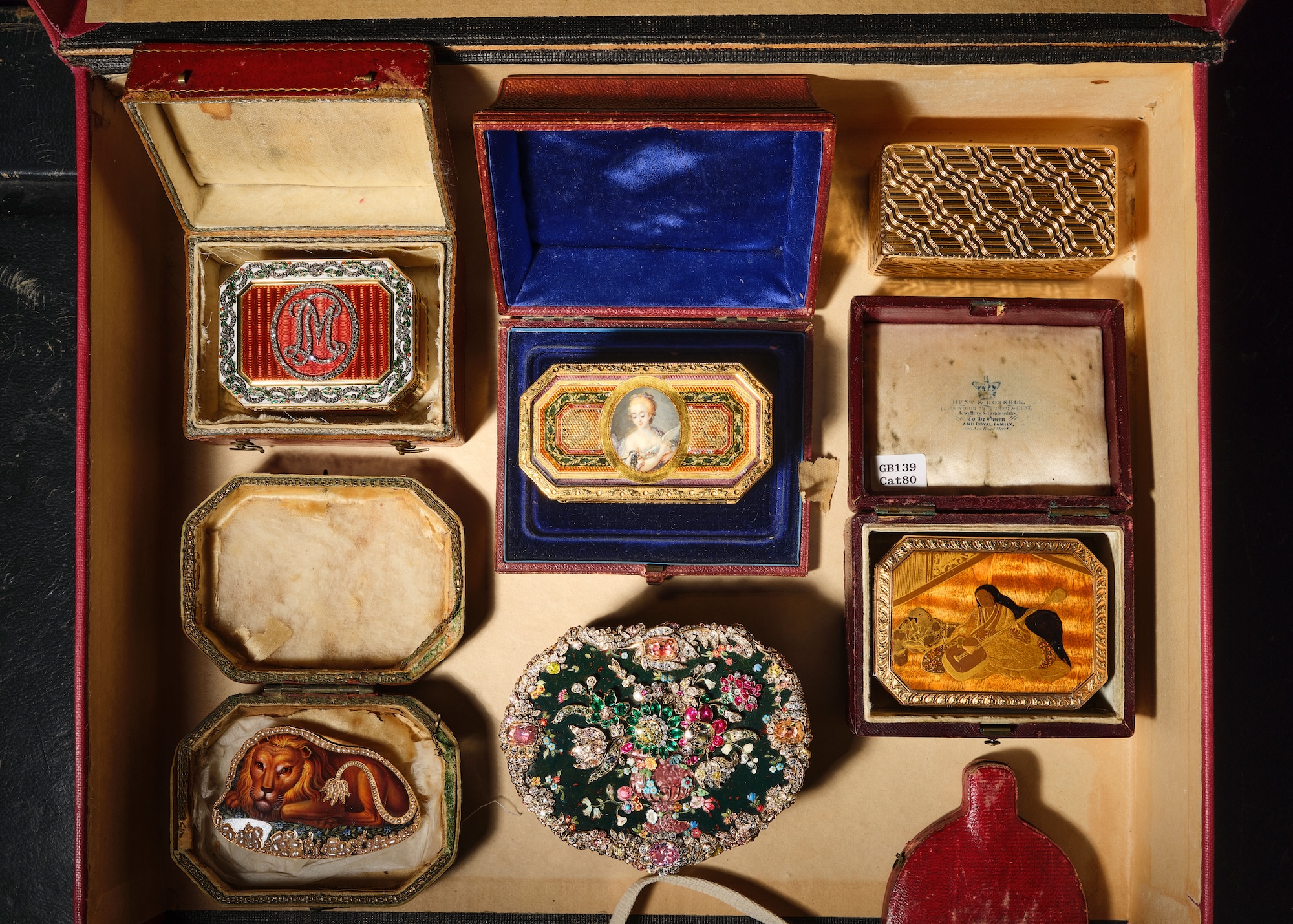 Collector’s Item: The Private Collection That Lives at the V&A ...