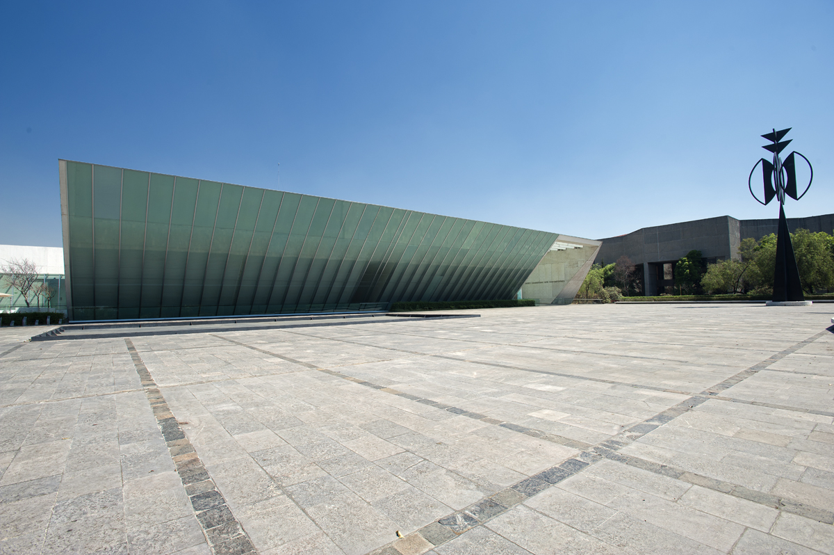 Museo Universitario de Arte Contemporáneo (MUAC)