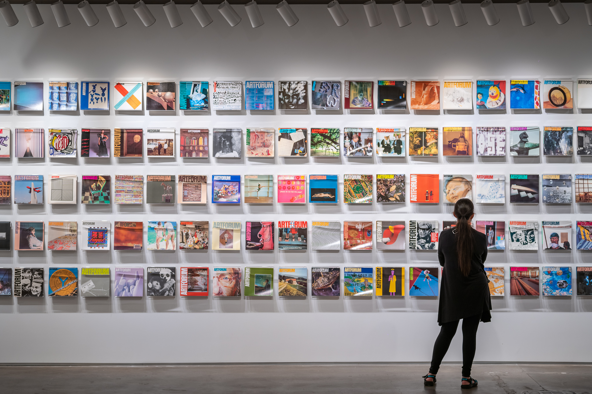 Under Cover: Artforum and Six Decades of Contemporary Art ...