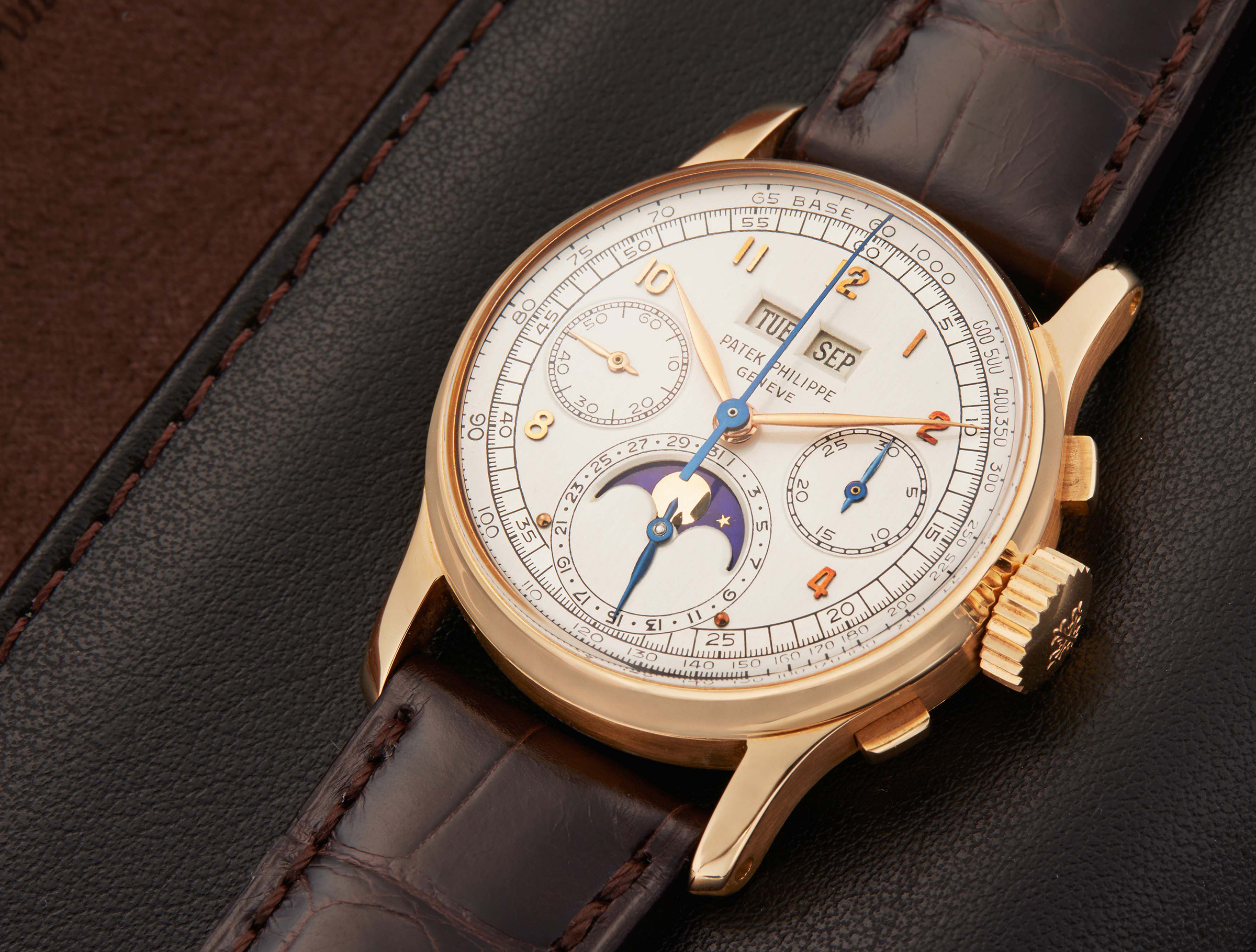 Patek Philippe Perpetual Calendar Chronograph: The Complete Collector’s ...