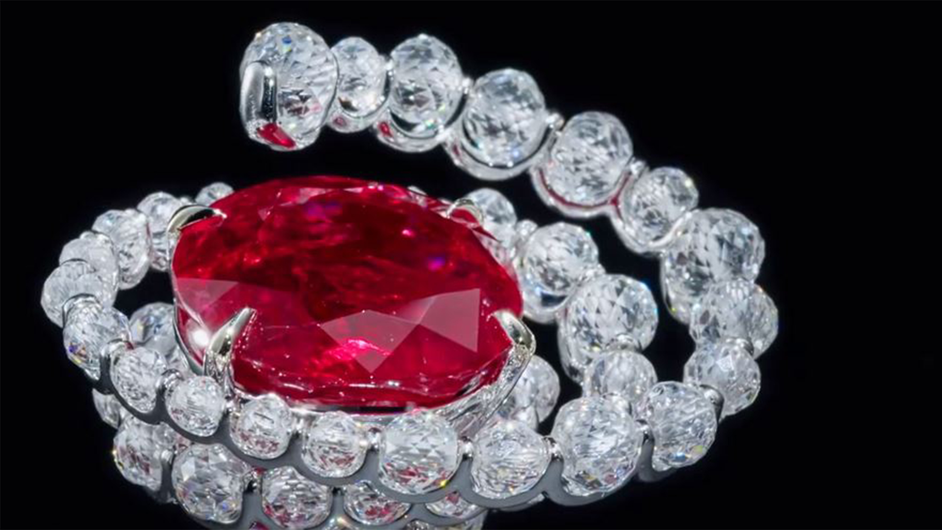 Coloured Legacy: Precious Jewels that Connect the Generations | Jewelry ...