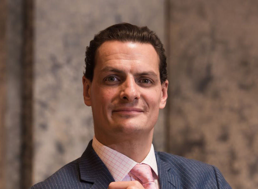 Graeme Thompson, Senior International Specialist | Jewellery | Jewelry | Sotheby's